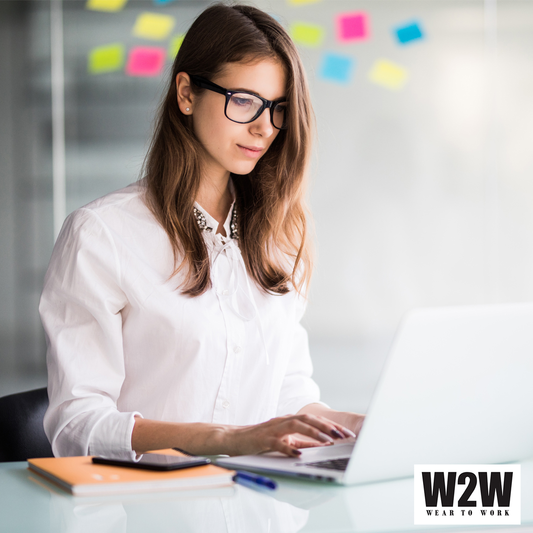 Uniforms boost Productivity! ยูนิฟอร์มสวยช่วยให้เราทำงานดีขึ้น - W2W